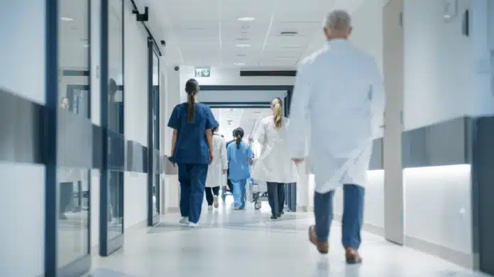 ΣΥΝΑΓΕΡΜΟΣ - ΕΤΟΙΜΑΖΟΥΝ ΤΑ ΝΟΣΟΚΟΜΕΙΟ ΓΙΑ ΠΟΛΕΜΟ - ΔΟΘΗΚΕ Η ΕΝΤΟΛΗ ...