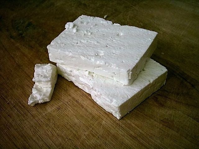 Η Φέτα, είναι το ΑΡΧΑΙΟΤΕΡΟ τυρί στον κόσμο! Η καταγωγή του ειναι ...