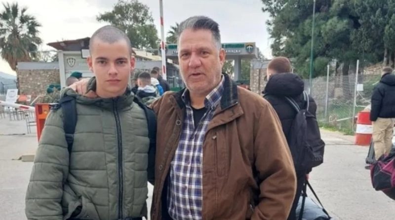 “ΔΕΝ ΣΤΟ ΣΥΓΧΩΡΩ” ΡΑΓΙΖΕΙ ΚΑΡΔΙΕΣ Ο ΠΑΤΕΡΑΣ ΤΟΥ 19ΧΡΟΝΟΥ ΡΑΦΑΗΛ ...